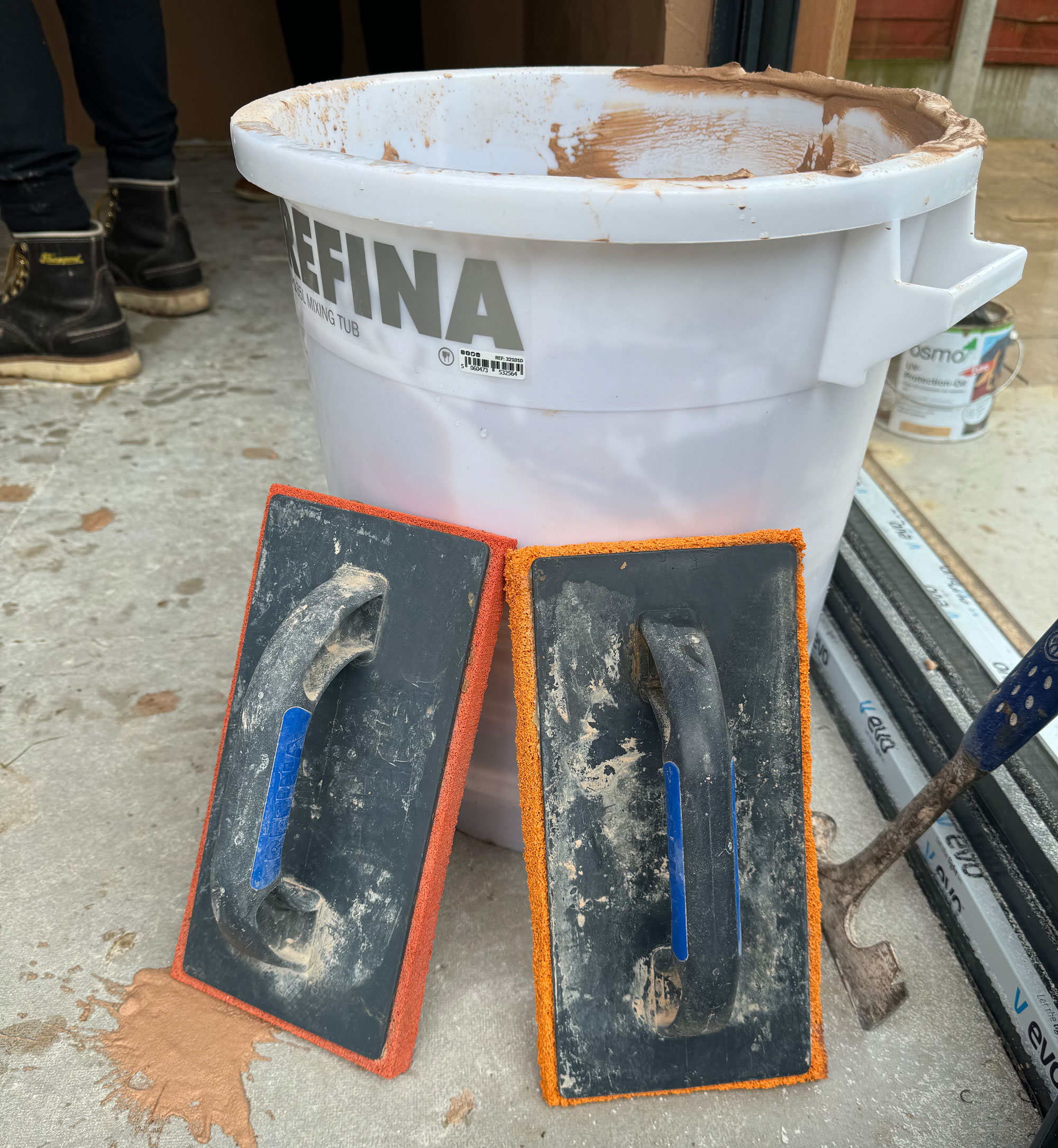 When & Why to Use Sponge Floats – Refina Blog